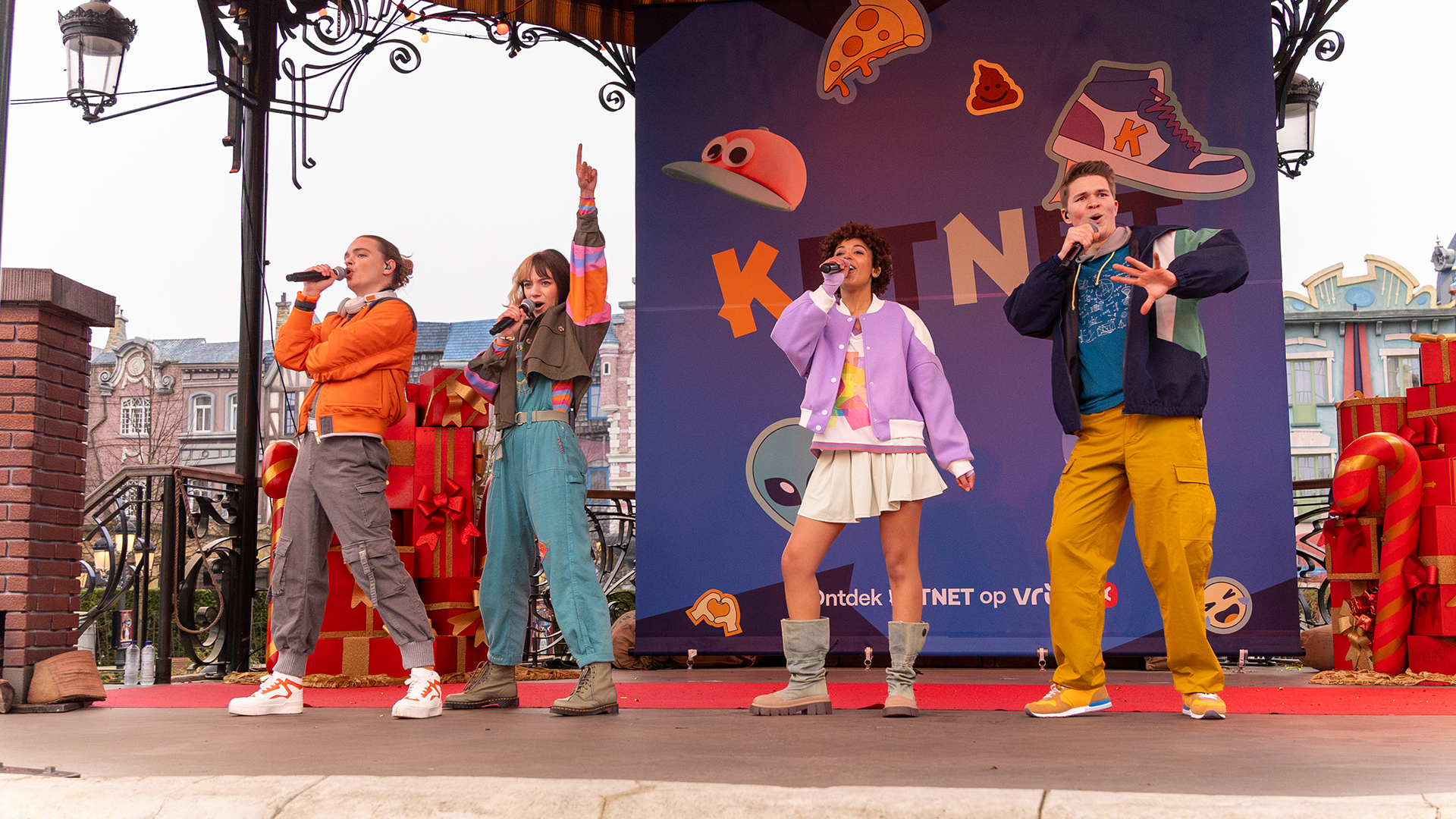 Waiko landt tijdens de paasvakantie in Plopsaland De Panne! - Nieuws ...