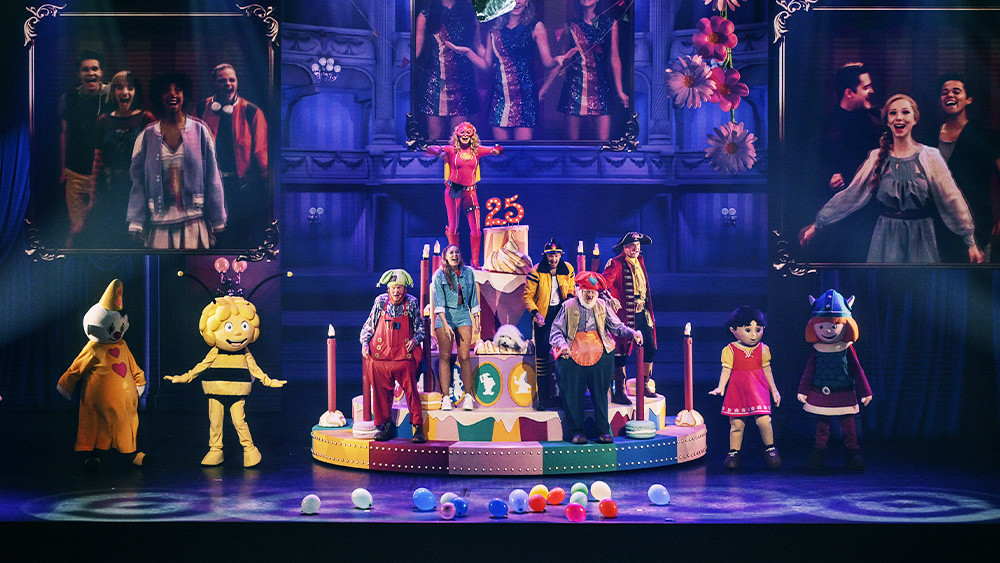 Grootse Première: 'Plopsa Droom Show' Viert 25 Jaar Plopsaland Belgium! - Nieuws - Studio 100